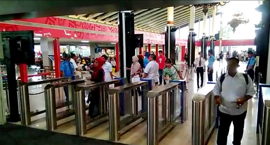Sempat Dinonaktifkan Gegara Pandemi, Autogate Terminal 3 Bandara ...