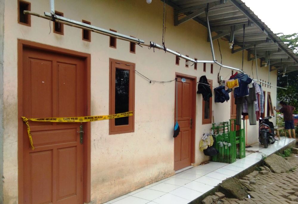 Heboh! Beredar Video Dua Sejoli Kepergok Diduga Mesum Diarak Warga di Cikupa