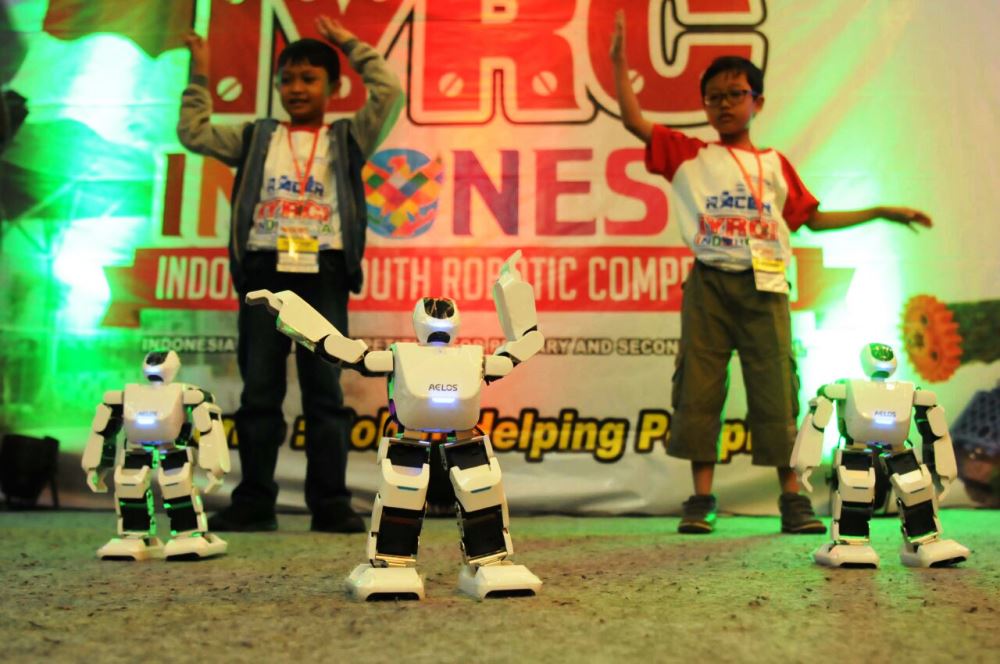 Keren! 500 Siswa SD & SMP Ikut Kontes Robot di BSD City
