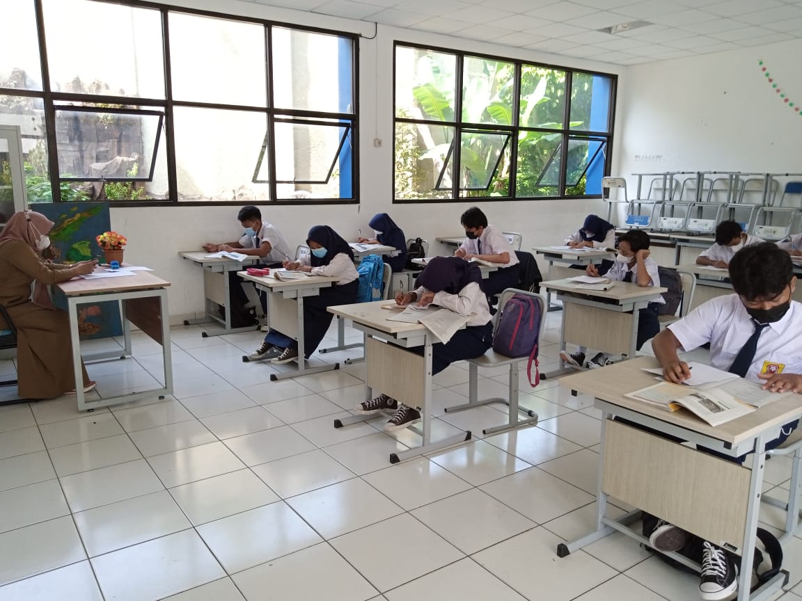 40 SMP Jadi Percontohan PTM di Kota Tangerang 40 SMP Jadi Percontohan PTM di Kota Tangerang