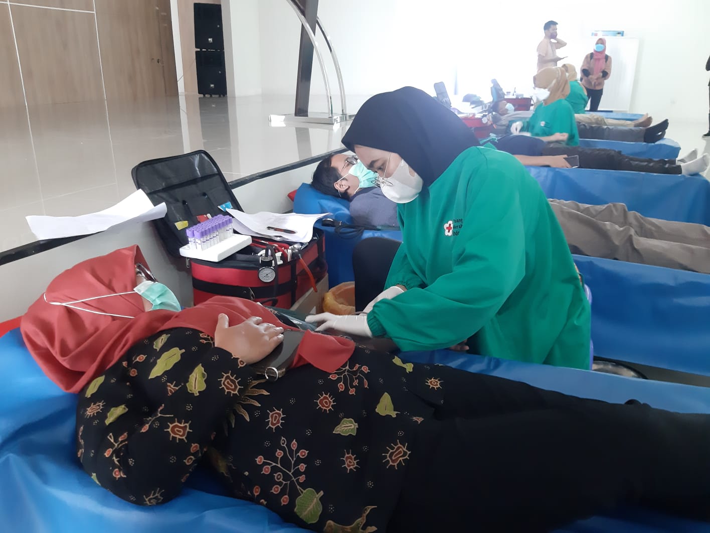 Peringati HUT ke-13, RSU Tangsel Fasilitasi Masyarakat untuk Donor Darah