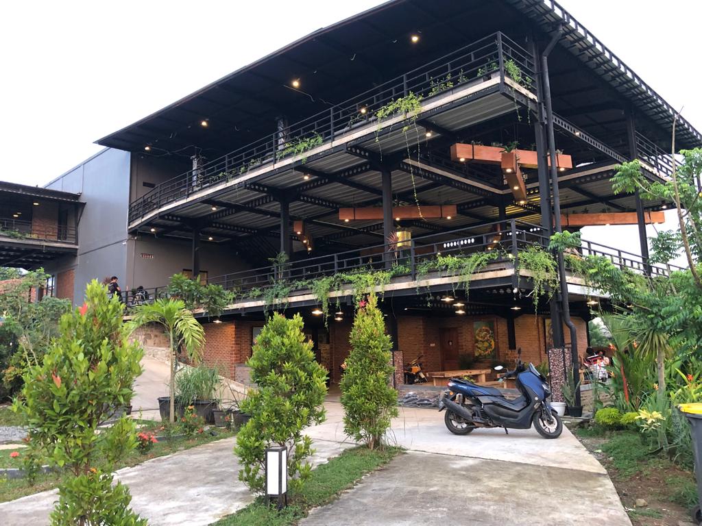 Atmosver Cafe, Tempat Asik Buat Nongkrong & Nugas di Citra Raya Tangerang