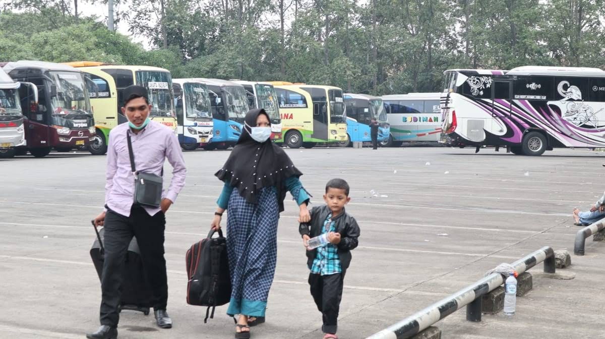 Terminal Poris Plawad Tangerang Belum Dipadati Pemudik