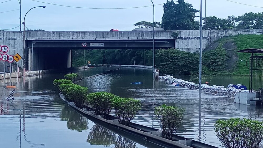 Begini Upaya Jangka Panjang Jasa Marga Cegah Banjir di Pintu Tol Bitung ...