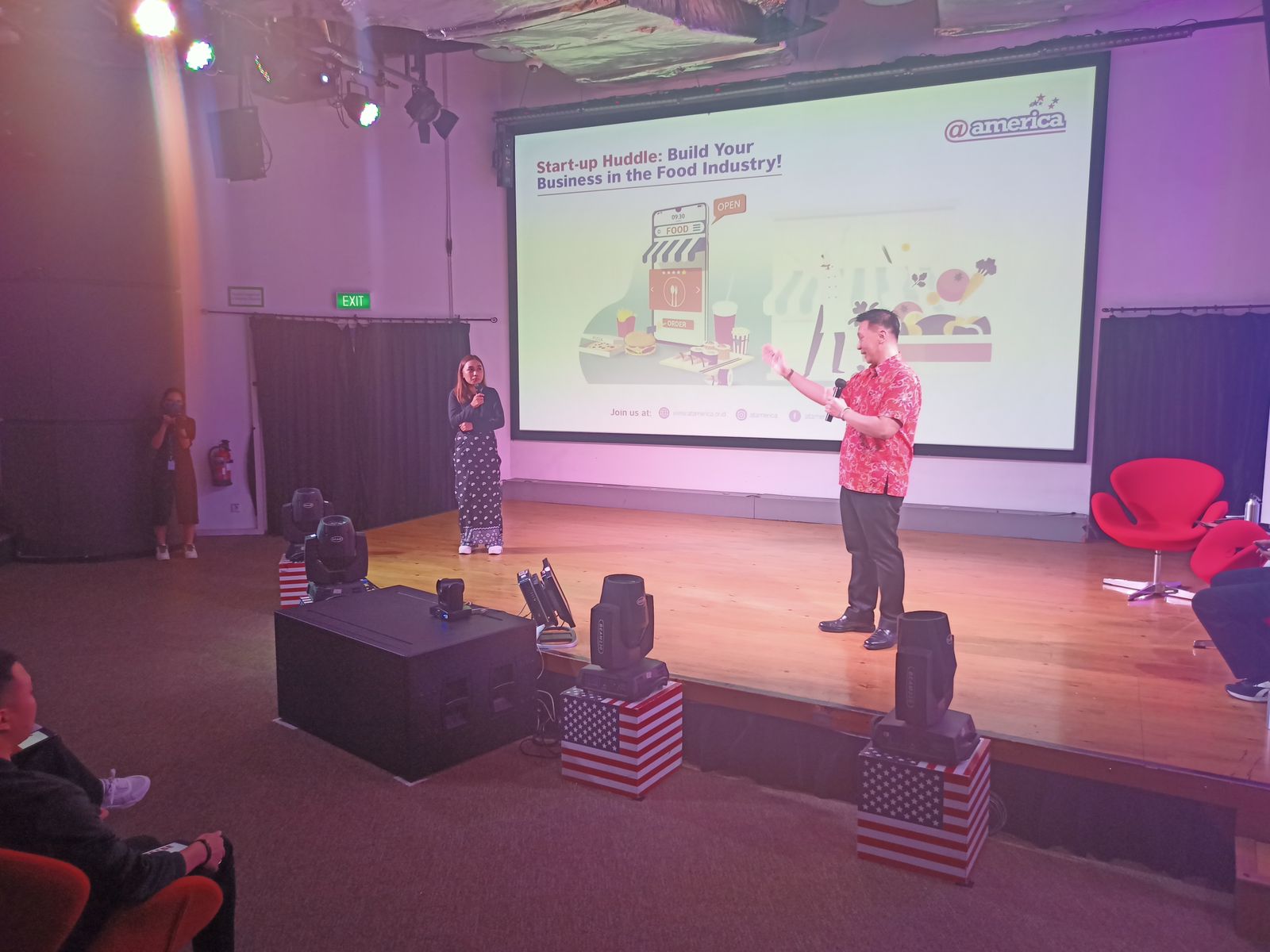 Keren, Mahasiswi UPJ Bintaro Jual Basreng Omzetnya Capai Rp72 Juta Per ...