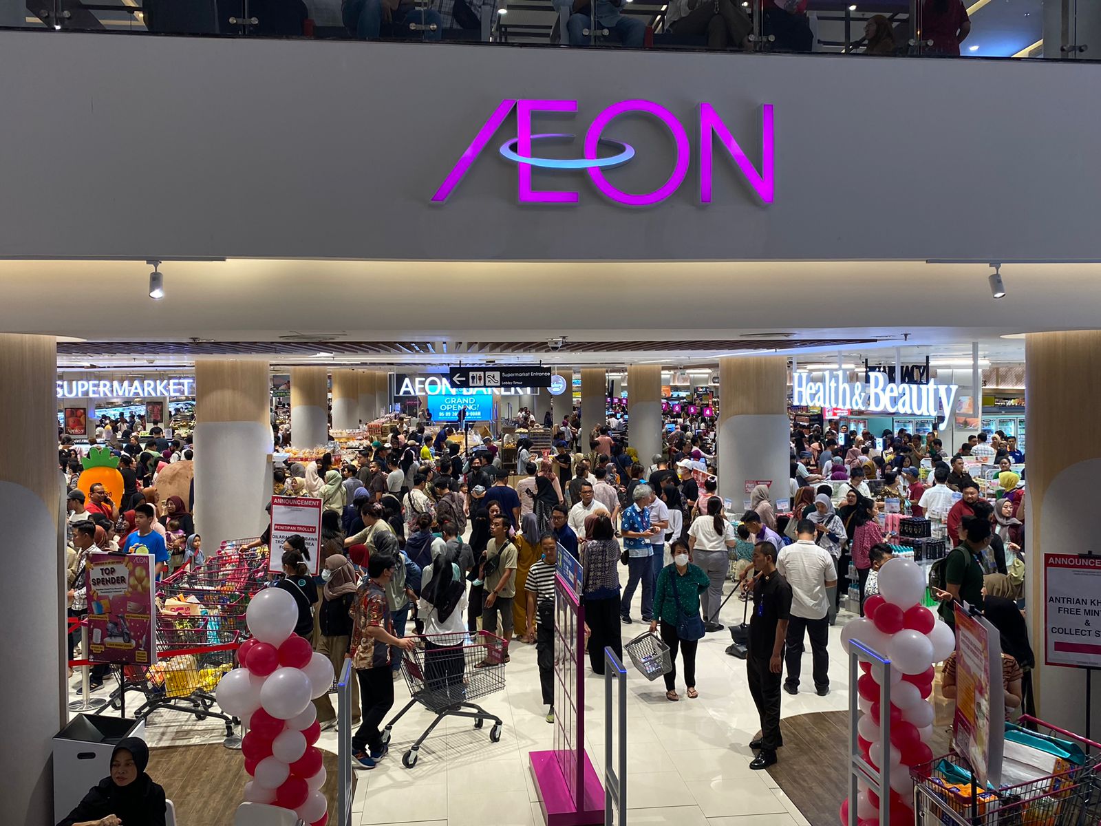 AEON Store Resmi Dibuka di Ciputra Mal Tangerang, Langsung Diserbu ...