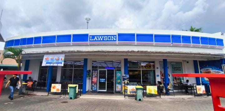 Intip Tampilan Baru Lawson di Rest Area KM 57 Tol Jakarta-Cikampek