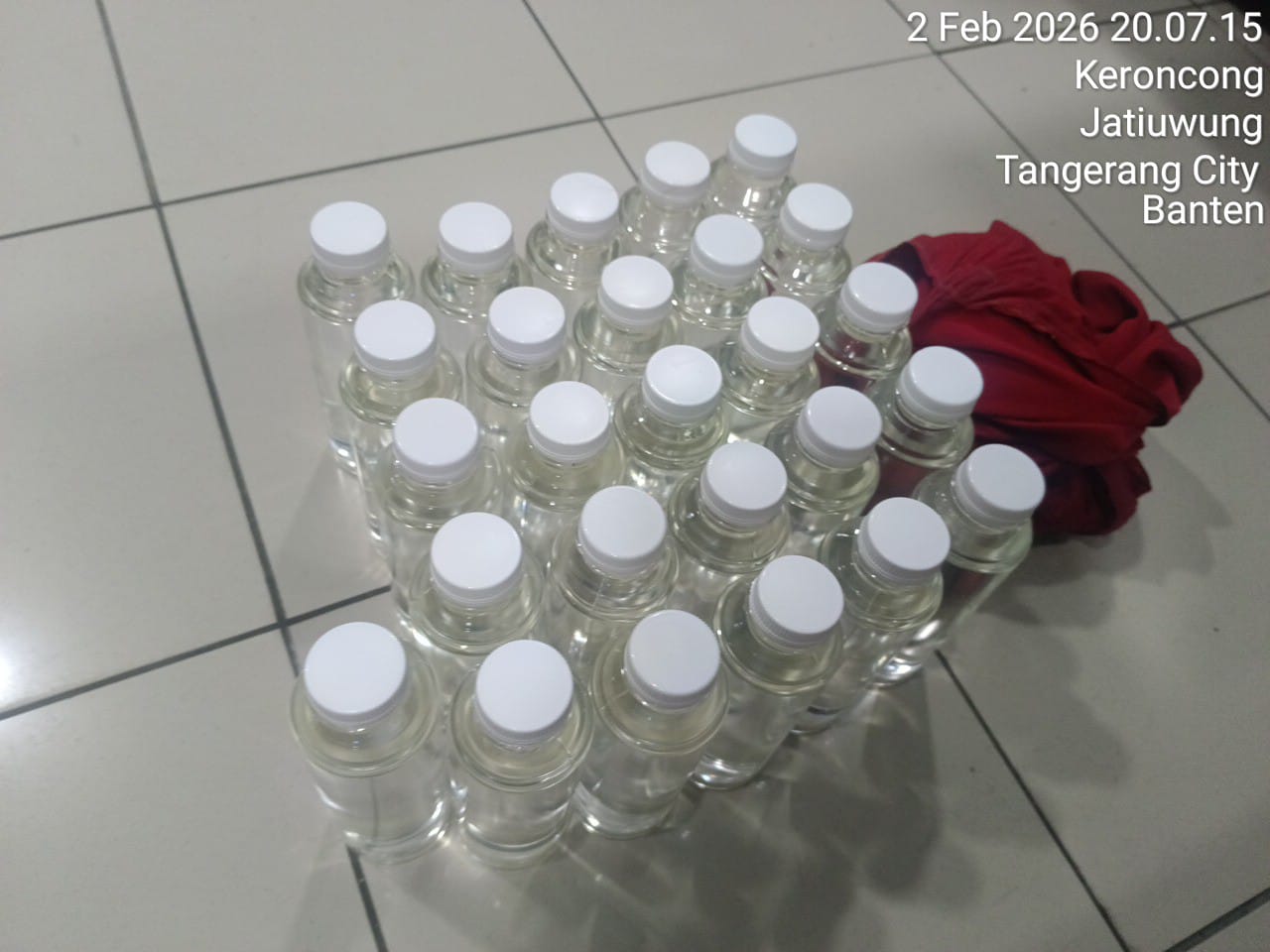 Warga Keroncong Tangerang Ditangkap Jual Puluhan Botol Ciu, Terancam 1 ...