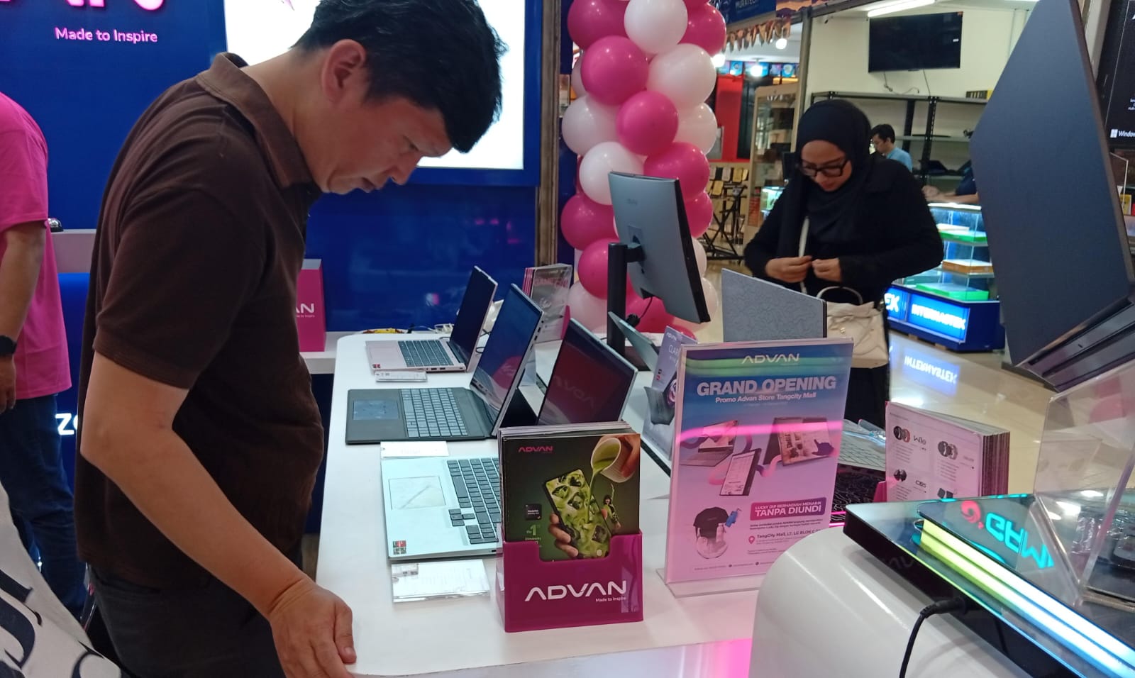 ADVAN Store by DigitalZone di Tangcity Mall Hadirkan Laptop Gaming ...